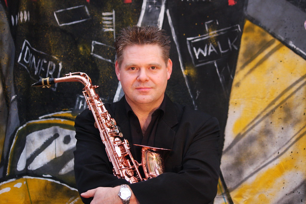 Derek Nash (Jools Holland) with Picante – Peel Centenary Centre